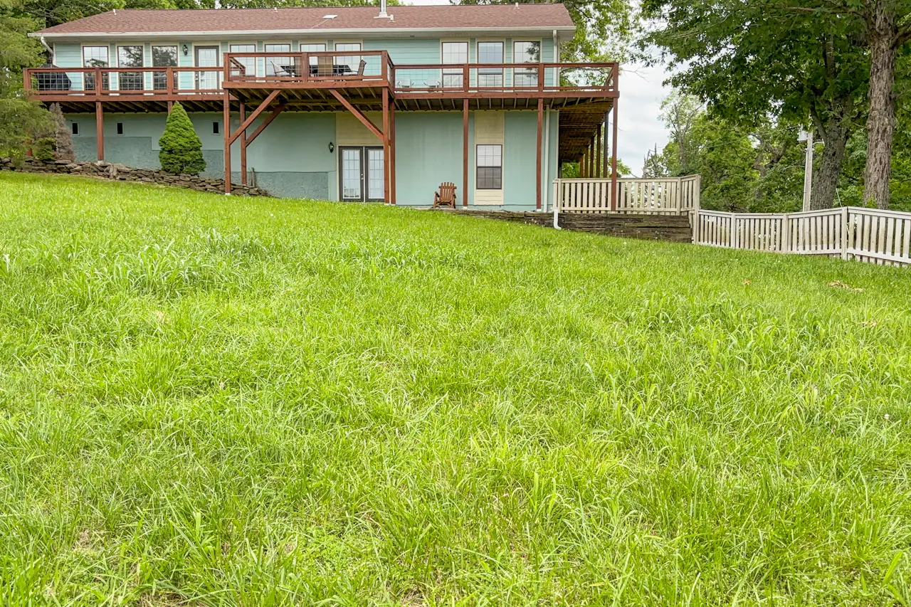 Majestic Mountain | 5 Bed Eureka Springs, AR House | Vacasa