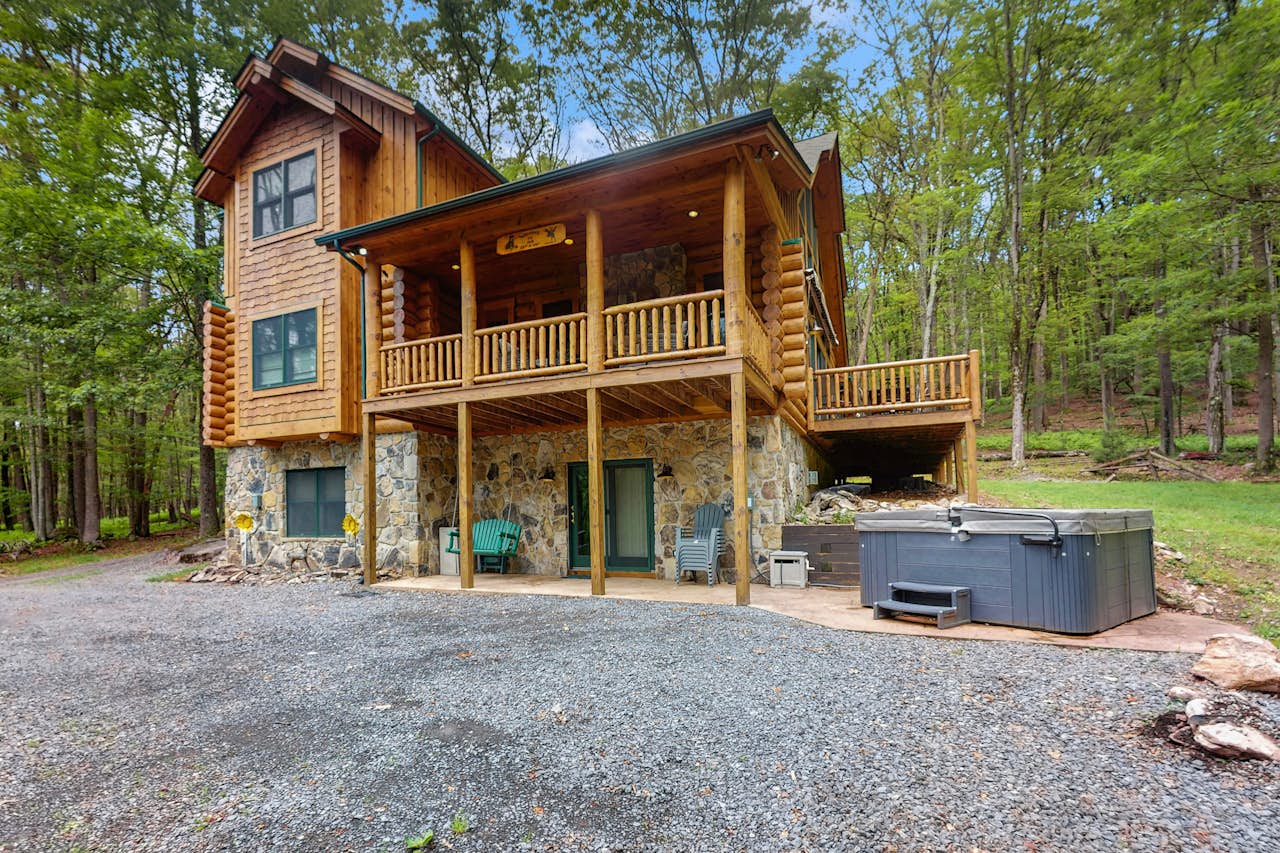 Hundred Acre Wood | 5 Bed Swanton, MD House | Vacasa