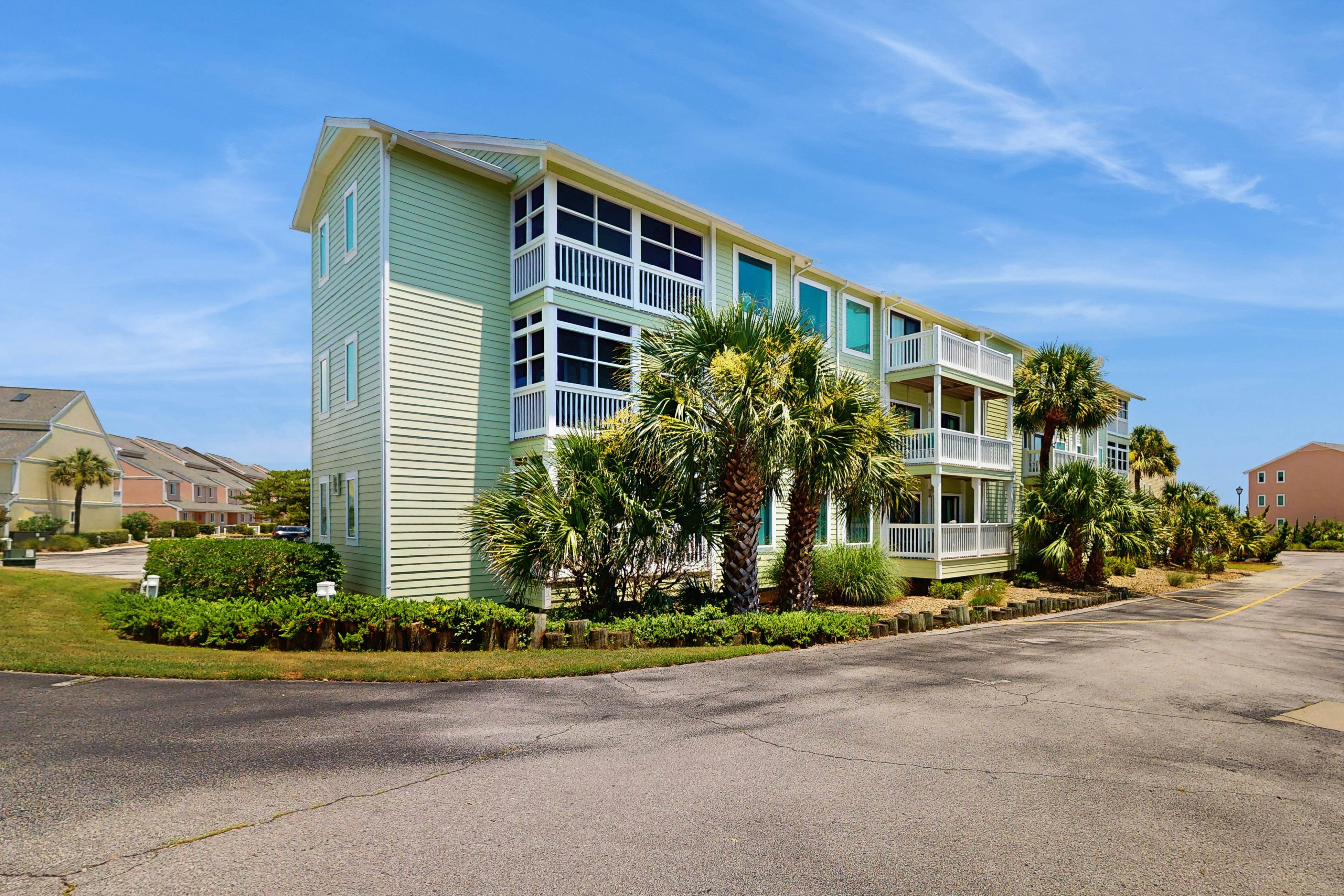 Emerald Isle, NC Vacation Rentals, Beach Houses, Oceanfront Rentals ...