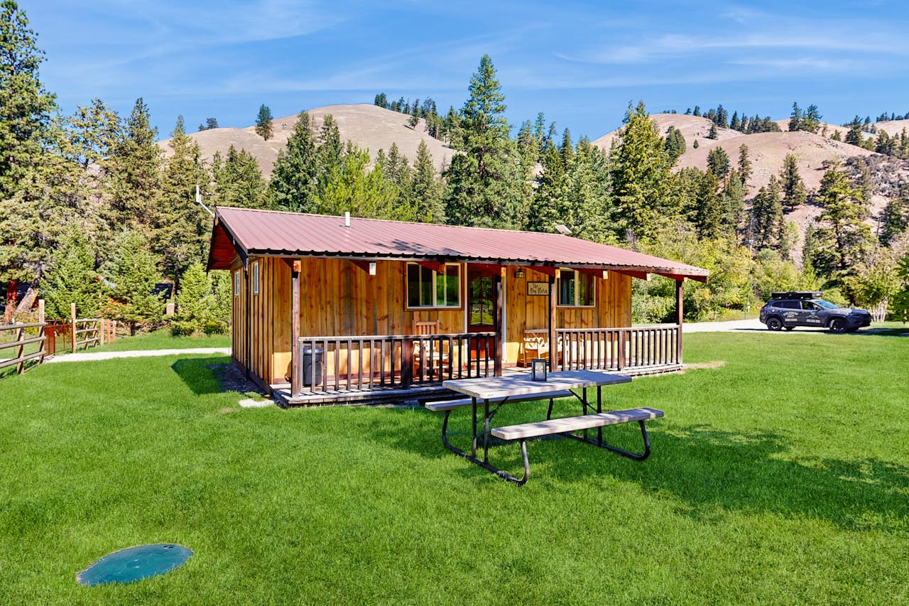Broad Axe - Cabin #3 - Big Horn | 2 Bed Sula, MT Cabin | Vacasa