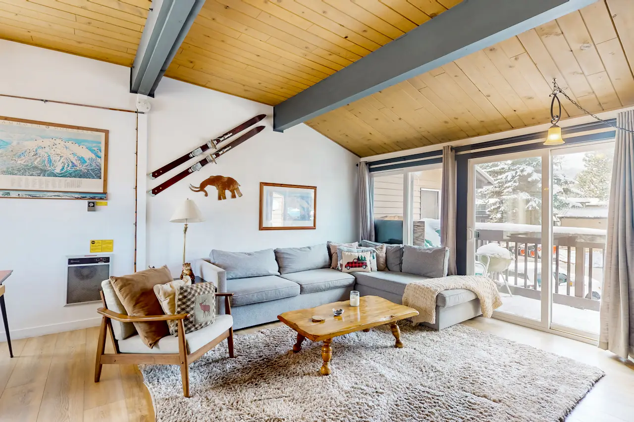 Timberline 31 | 2 Bed Mammoth Lakes, CA Condo | Vacasa