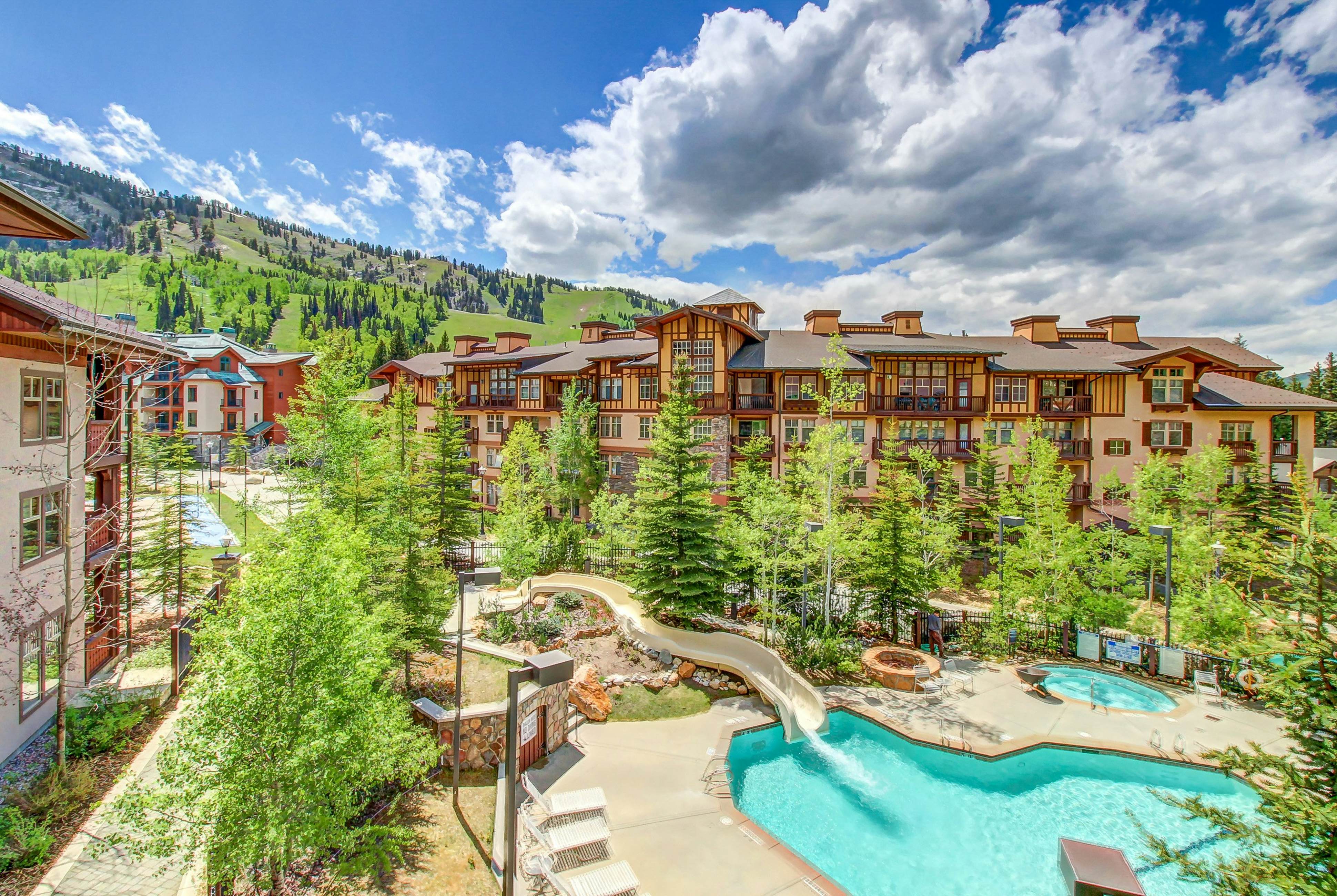 Solitude Ski Resort Lodging, Ski In/Out Condos, Vacation Rentals | Vacasa