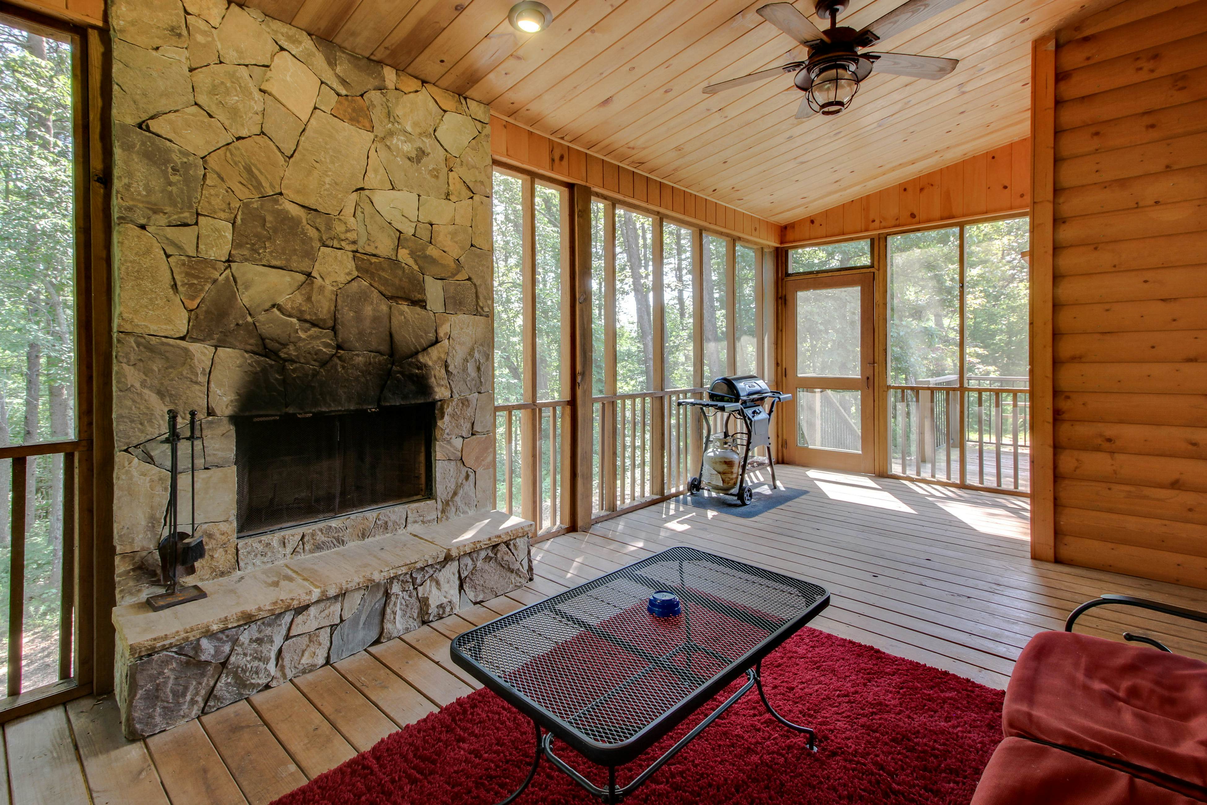 Rustic Charm Cabin | 1 BD Sautee Nacoochee, GA Vacation Rental | Vacasa
