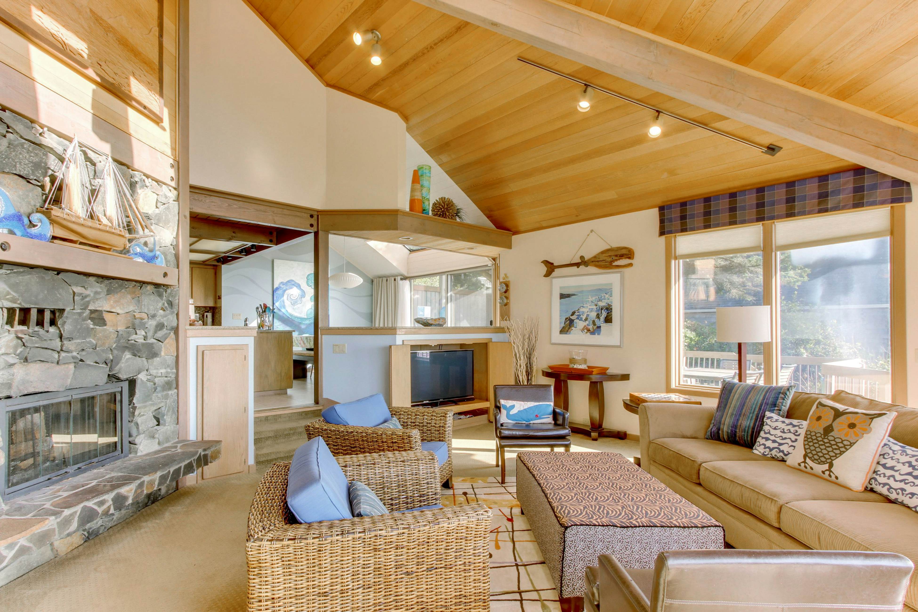 Haystack Views Vacation Rental | 4 BD Cannon Beach, OR Vacation Rental ...