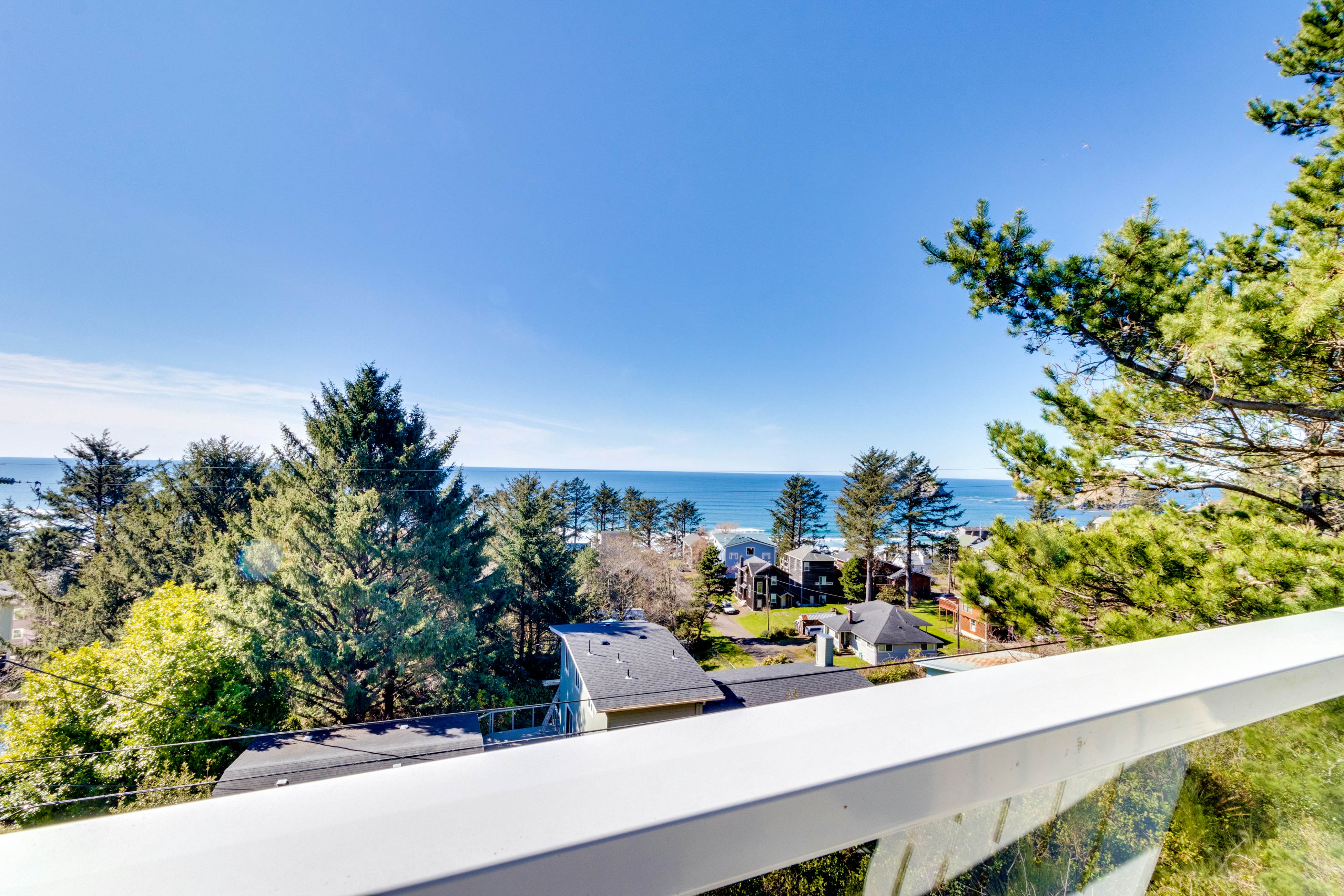 Alder Beach House | 3 BD Oceanside, OR Vacation Rental | Vacasa