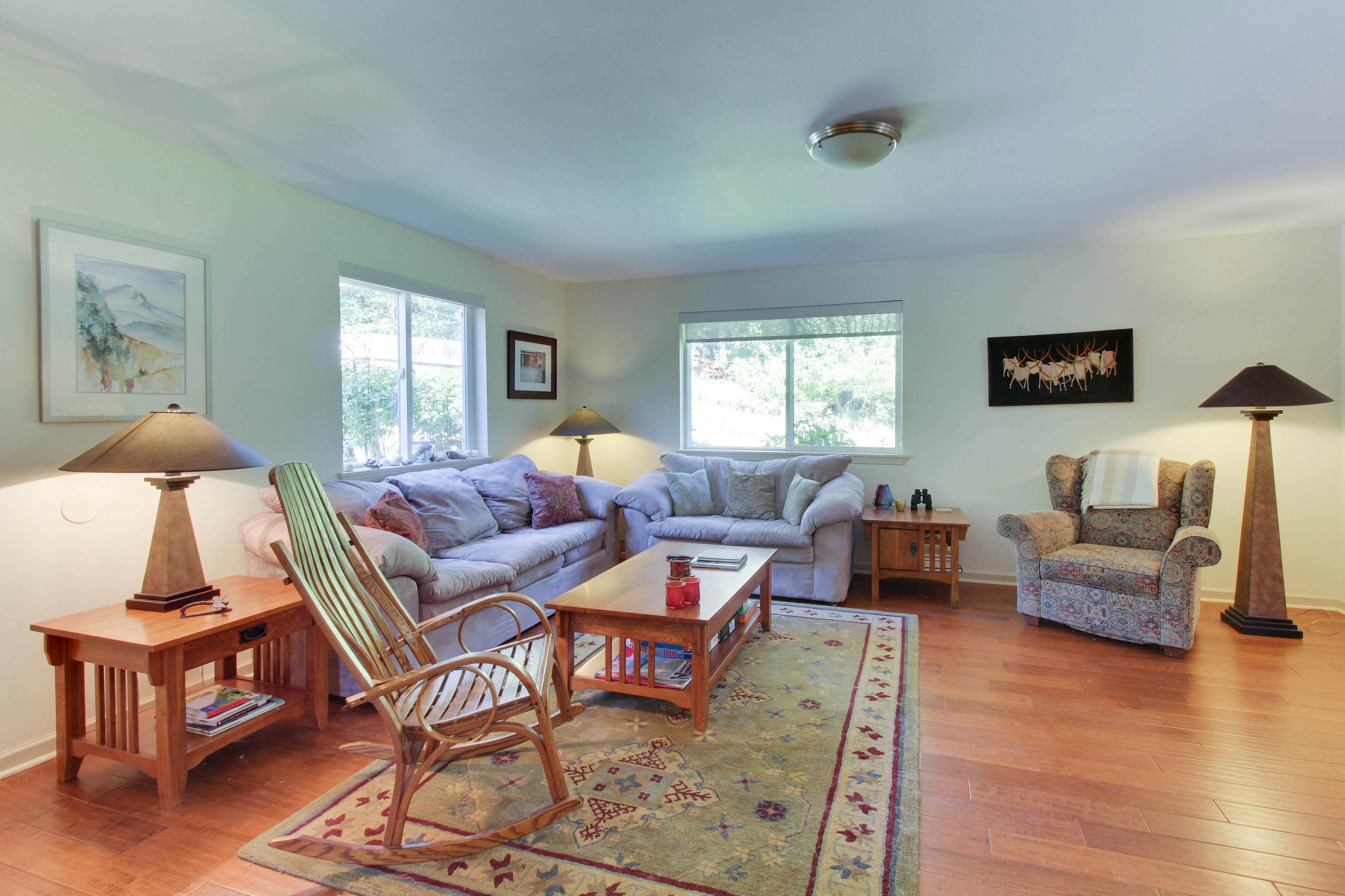 Goss Lake Getaway | 4 BD Langley, WA Vacation Rental | Vacasa