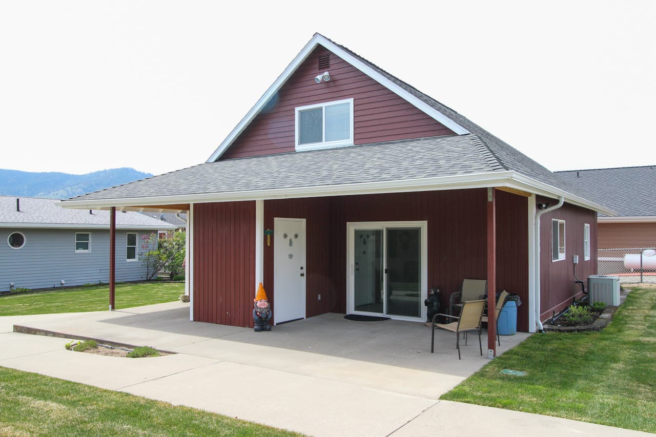 The Red Lake House | 3 Bed Chelan, WA House | Vacasa