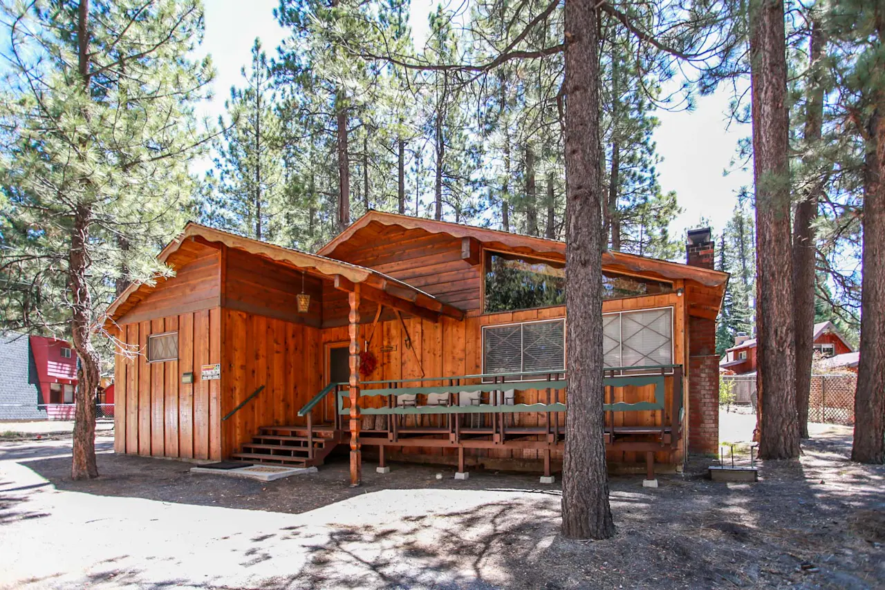 1336-Avalon Hide Out | 4 Bed Big Bear Lake, CA Cabin | Vacasa