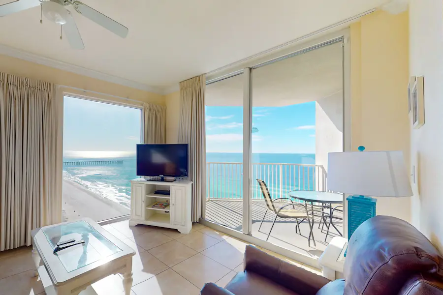 Gulf-Front Condo on 19th Floor w/Furnished Balcony, Shared Pools & Hot ...