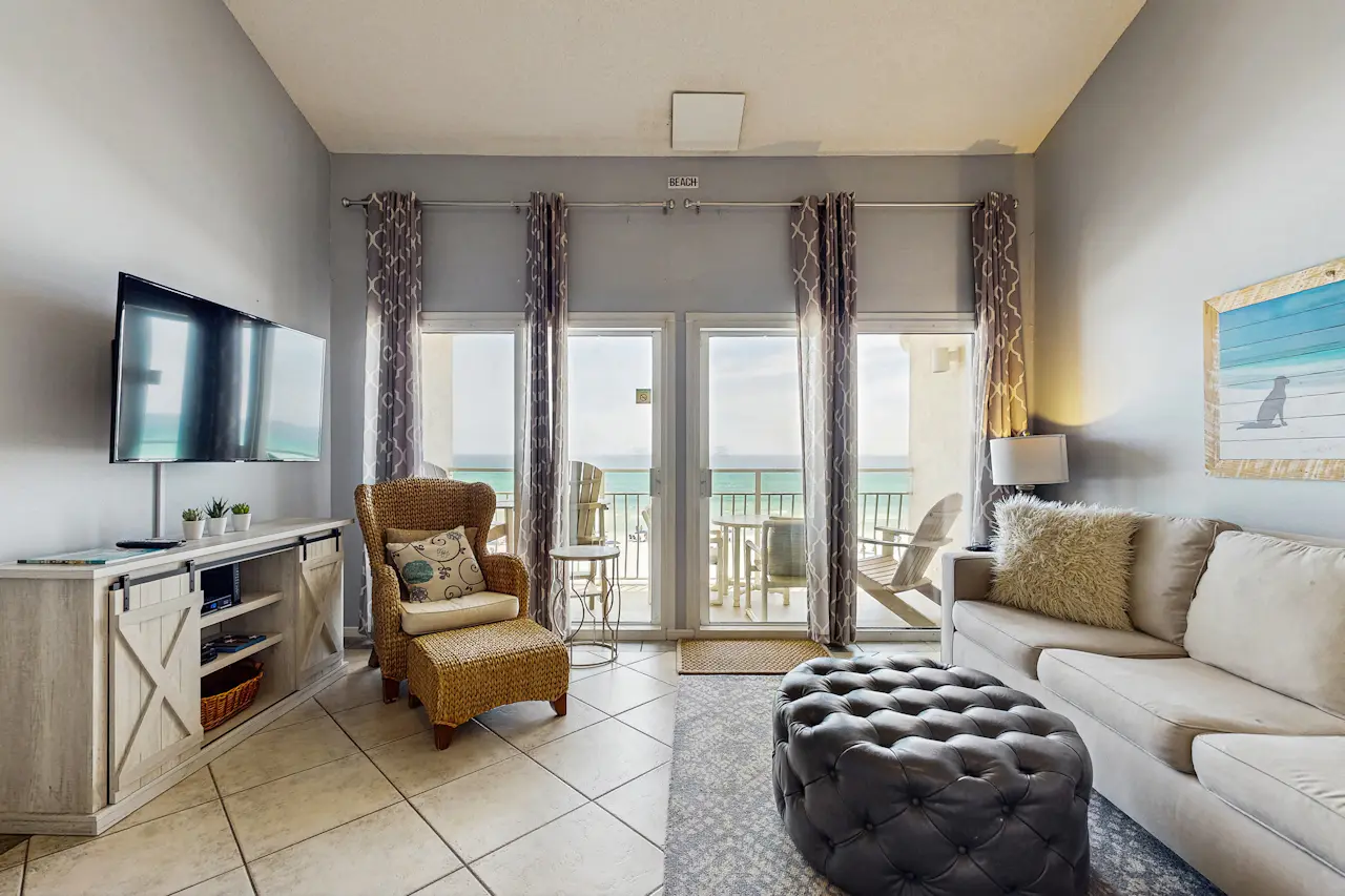 Charming Condo with Gulf View! Grill, Pools, Beach Access | 1 Bed ...